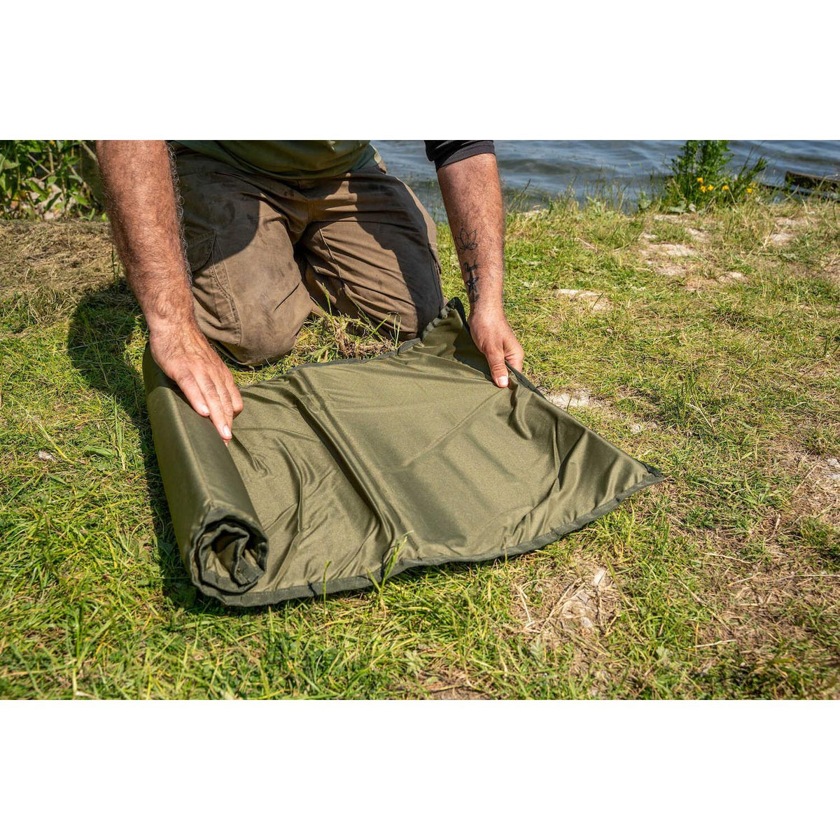 Korum Progress Roll Mat Carp Fishing Unhooking Mat 95cm x 50cm K029009 ...