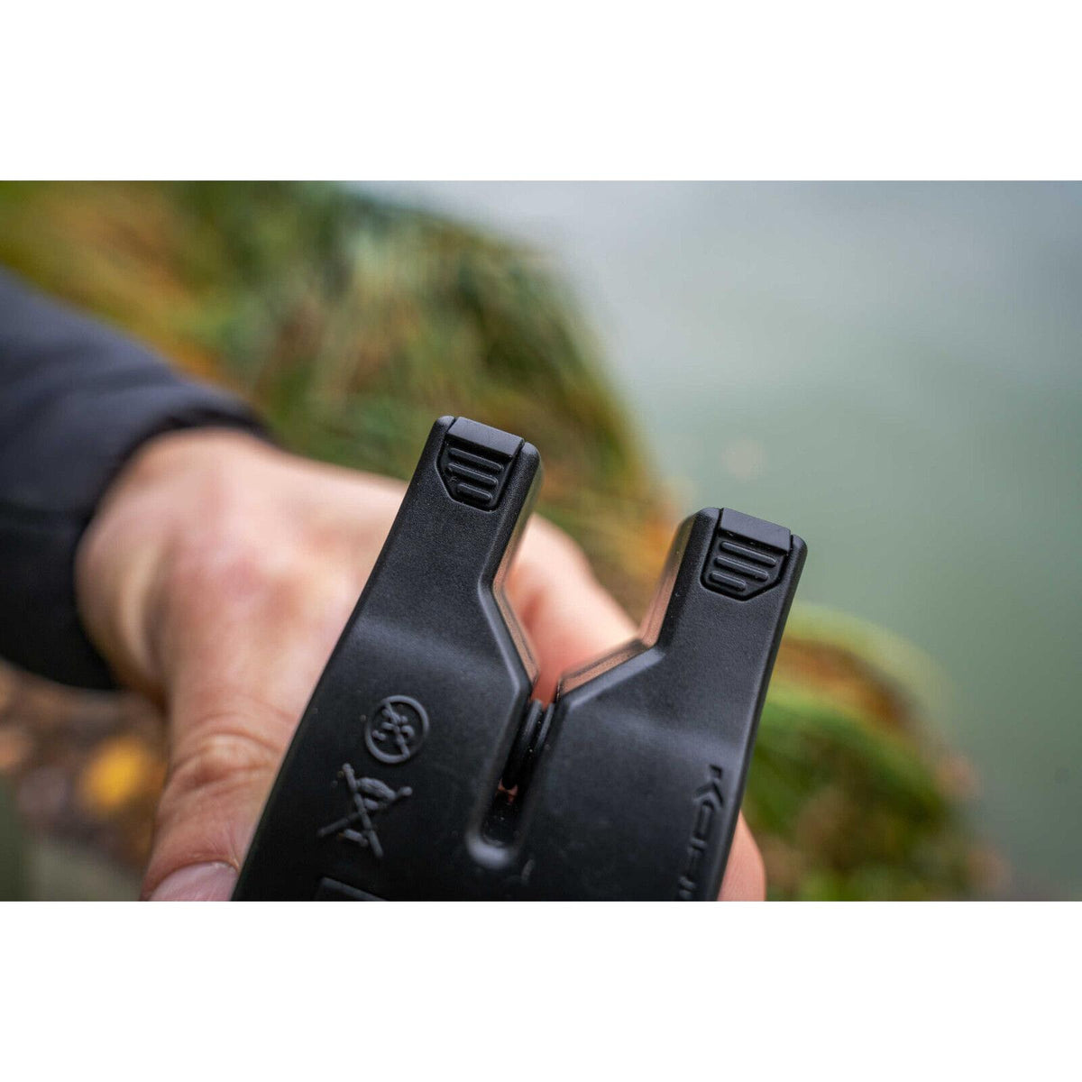 Korum KRI 2 Rod Remote Alarm Set Carp Fishing Electronic Bite Indicato ...